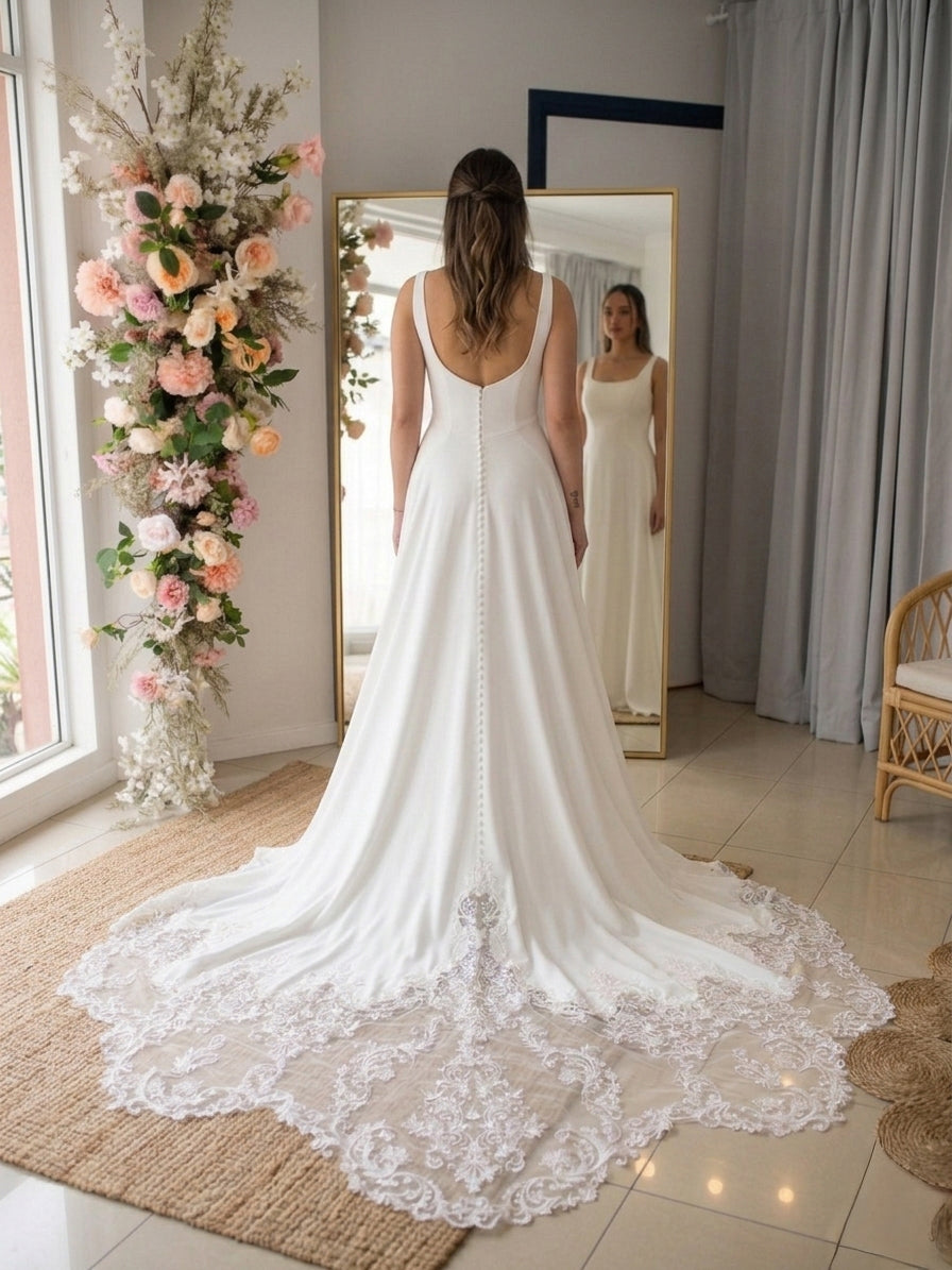 CLARISSA – La Casa de las Novias